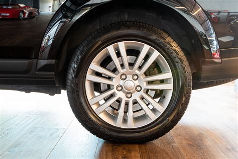 Land Rover Discovery Hse Sdv Richmonds