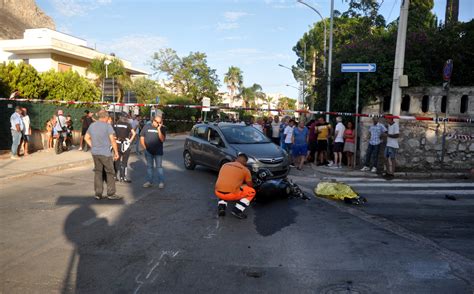 Palermo Scontro Tra Auto E Moto A Sferracavallo Muore Un Uomo Di 45