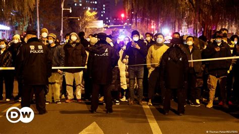 Protests Spread Across China Amid Zero COVID Anger DW 11 27 2022