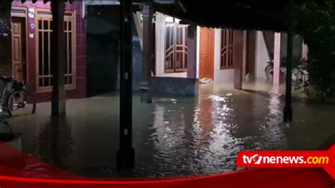 Dua Tanggul Sungai Kaliombo Pati Kembali Jebol Ratusan Rumah Warga Di