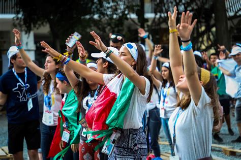 Jornada Mundial Da Juventude De Lisboa Adiada Para Di Rio Do Minho