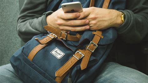 O que fazer antes de vender iPhone iHelpU Assistência Técnica