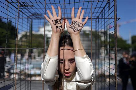 Israel plantea dos meses de tregua a cambio de la liberación de todos