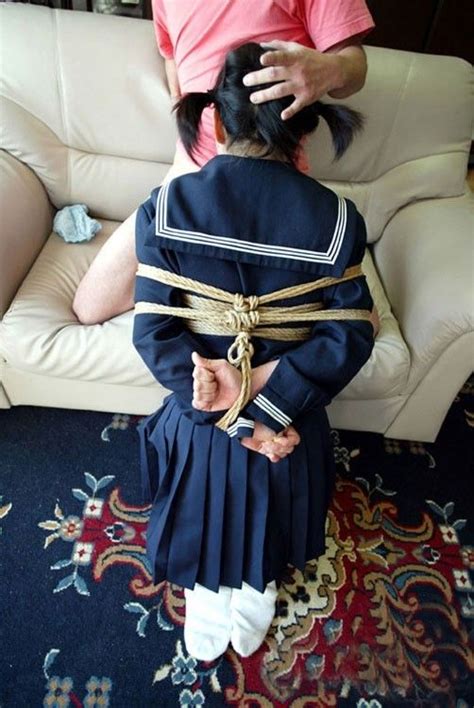 セーラー服緊縛昭和少女セーラー服緊縛画像投稿画像65枚