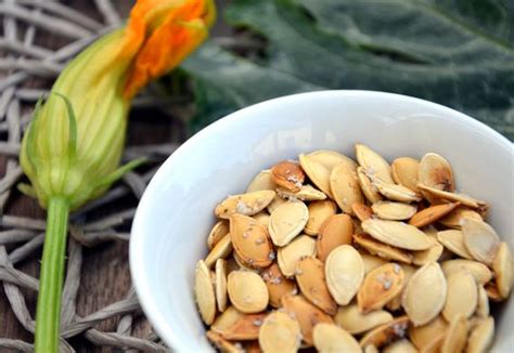 Graines de courge grillées au sel pour l apéritif Les recettes de