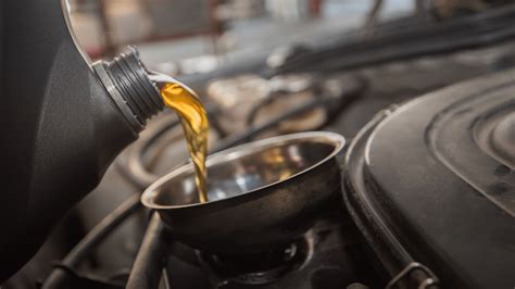 C Mo Realizar Un Cambio De Aceite Correcto En Maquinaria Agr Cola Paso