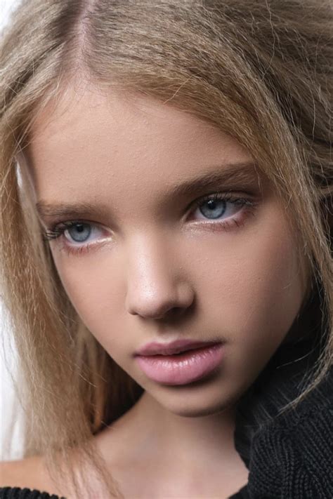 Veronika Miss Ya