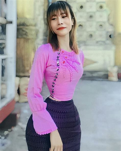 Meet The Myanmar Woman Who Claims To Have The Smallest Waist In The World 2024