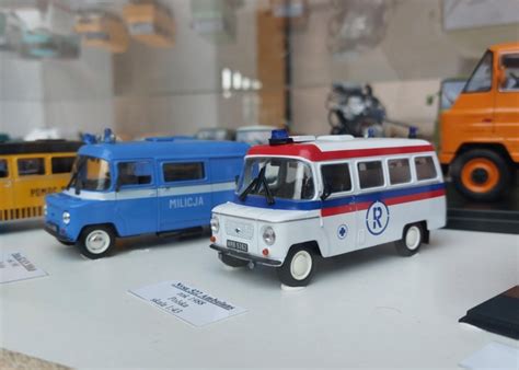 Wystawa modeli samochodów z czasów PRL u w Muzeum Okręgowym w Sieradzu