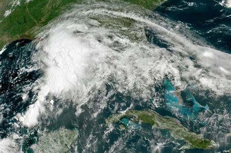 La Tormenta Tropical Claudette Deja Inundaciones Y Tornados En EEUU