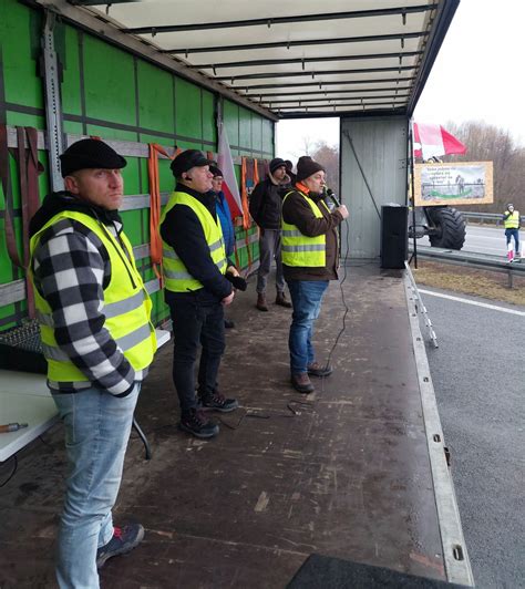 Na S3 będzie msza św dla protestujących rolników z gryfińskiego myślibor