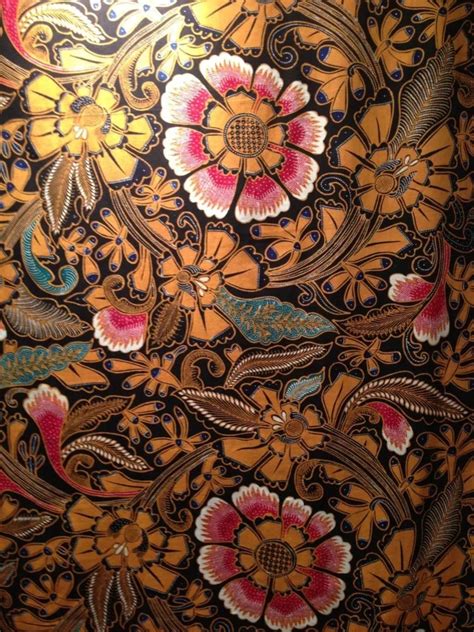 Motif Batik Tema Flora Dan Fauna Indonesian Batik Motifs Unique Flora