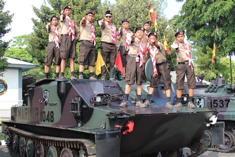 JAMNAS XI TAHUN 2022 KUNJUNGI SARANG PETARUNG MARINIR CILANDAK