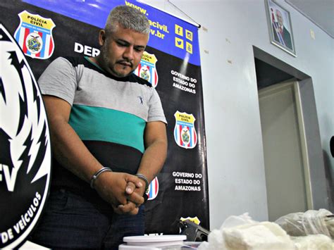 G1 Detento foragido é preso drogas arma e documento falso em