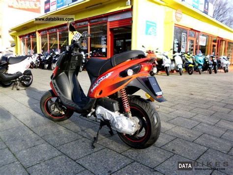 Gilera Stalker Naked Photos Informations Articles Bikes Bestcarmag Net