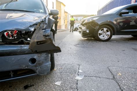 How To Hire The Right Car Accident Lawyer For Your Case DeeR Digest