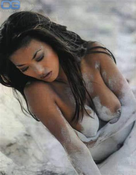 Sung Hi Lee Nackt Nacktbilder Playboy Nacktfotos Fakes Oben Ohne