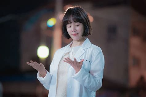 Simak 5 Drama Korea Populer Yang Dibintangi Han Ji Min
