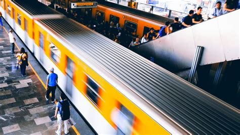Metro y Metrobús CDMX retrasos y saturaciones en el transporte público