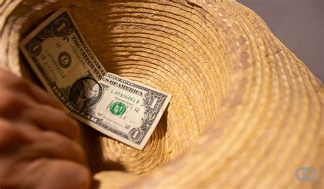 13 razones que explican por qué el dólar sigue subiendo en Cuba