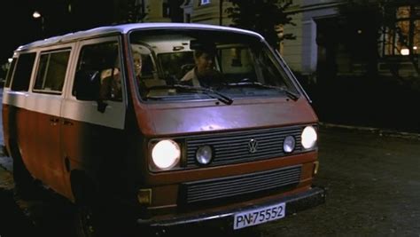 Imcdb Org Volkswagen Caravelle C Typ T In Fia Og Klovnene