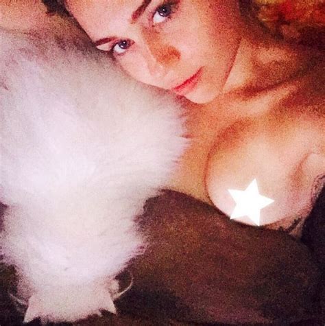 Topless Photo Of Miley Cyrus The Fappening News