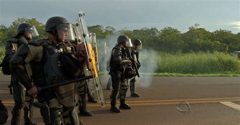G1 Indígenas liberam rodovia em MS após intervenção da PRF notícias