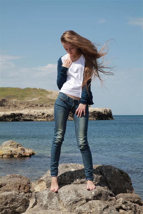 Brunette Women Taya Karpenko Barefoot White Tops Outdoors Metart