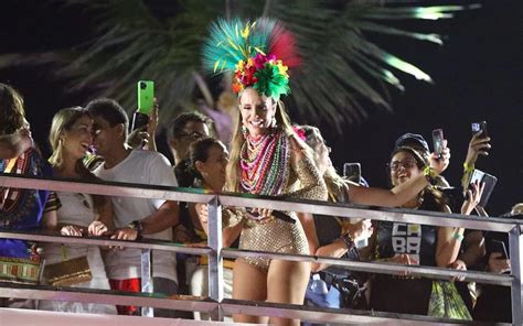 Trio elétrico de Ivete Sangalo é liberado para uso após explosão