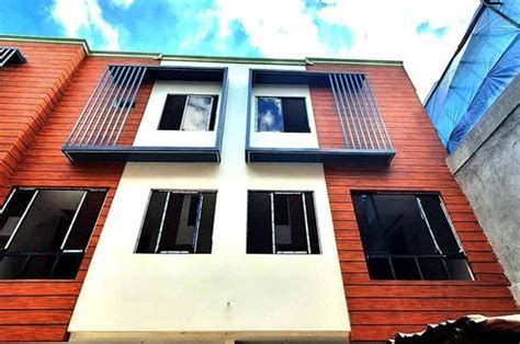 2 Storey Townhouse For Sale In Dona Nicasia Subdivision NEAR Litex