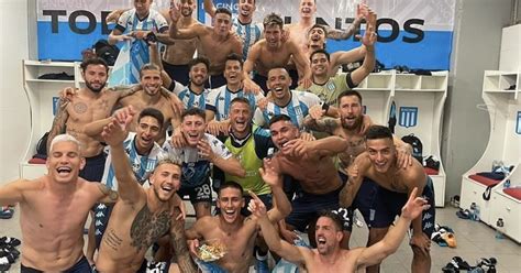 La Fiesta En El Vestuario Y Lo Que Cantaron Los Jugadores De Racing