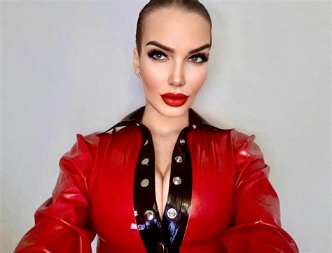 Latex High Heels 17k On Twitter RT Mrs Uv 666 Strict Overbearing