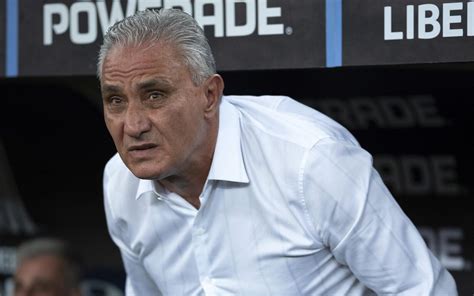 Tite fala sobre lesões de Gabi e Pedro e critica calendário Não dá
