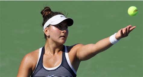 Bianca Andreescu a învins o pe Emma Răducanu în primul tur de la Miami