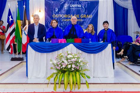 UEMA Celebração Uema realiza colação de grau no Campus Codó
