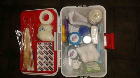 Botiquín de primeros auxilios y seguridad sanitaria de viaje qué debe