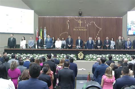 Dez Novos Deputados Estaduais E 14 Reeleitos Tomam Posse