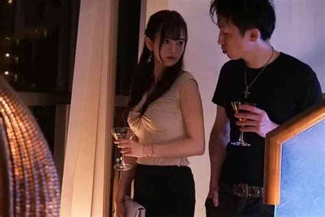 Xin Người chồng đi họp lớp vợ yêu bị nyc chuốc thuốc rồi đưa vào khách