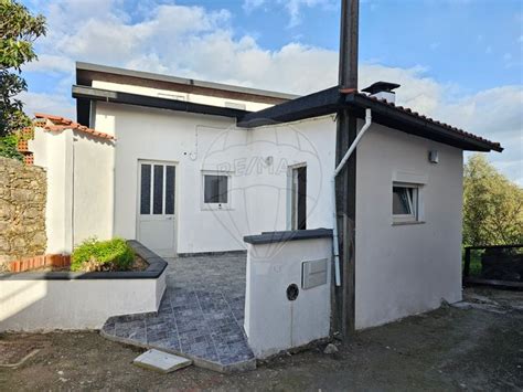 Moradia T2 à venda em Eiras e São Paulo de Frades Coimbra RE MAX