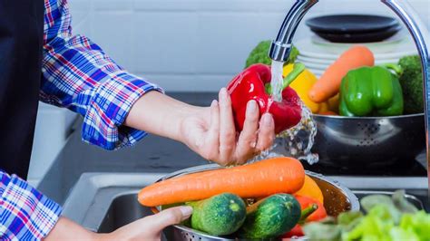 ALERTA ALIMENTARIA Cuidado Con La Nueva Moda Viral De Desinfectar La