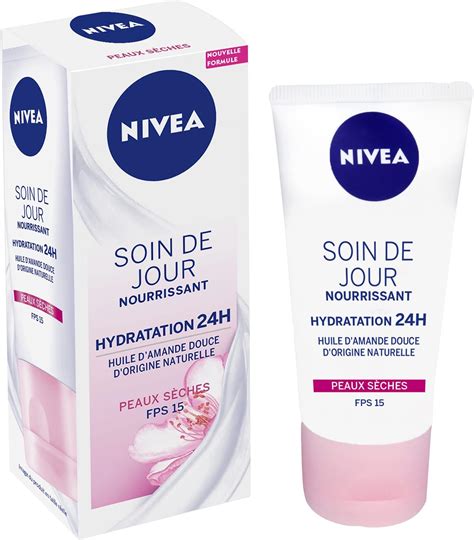 NIVEA Soin De Jour 24H Hydratant Nourrissant FPS15 crème hydratante
