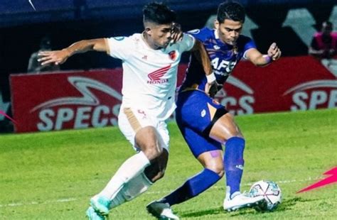 Diwarnai 2 Kartu Merah Laga Persik Vs PSM Berakhir Seri