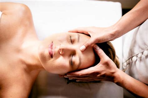 Terapia Manual para Escoliose CENTRO DE REABILITAÇÃO FUNCIONAL