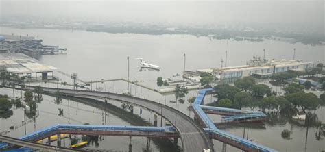 Anac inicia operação de retirada de aviões do aeroporto de Porto Alegre