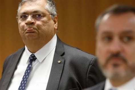 Confronto Entre Flávio Dino e o PT Disputa por Segurança Pública e a
