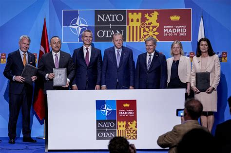 Turkey Backs Nato Membership For Sweden Finland Wsj