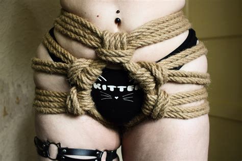 Hip Harness Fun Nudes Ropebondage NUDE PICS ORG