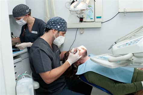Extracción de muelas del juicio Clínicas Dentales Dr José Luis Mejía