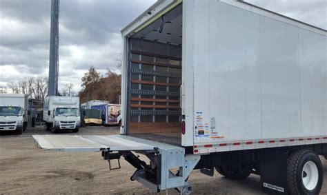 Isuzu Ftr Box Truck Jim Reed S Commercial Truck Sales