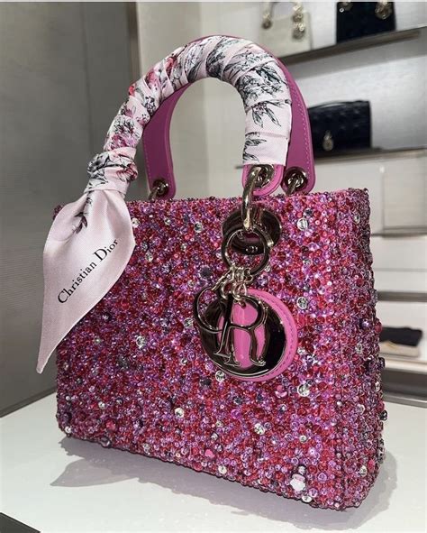 Pin By Glamour Doll On Bad Bish Bagsss Purses Luxury Bags Collection